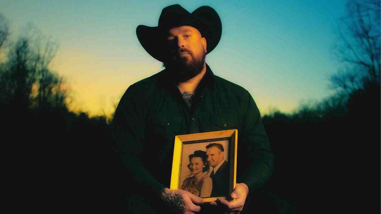 Luke Kelly - Front Porch Swing (Official Music Video) - YouTube