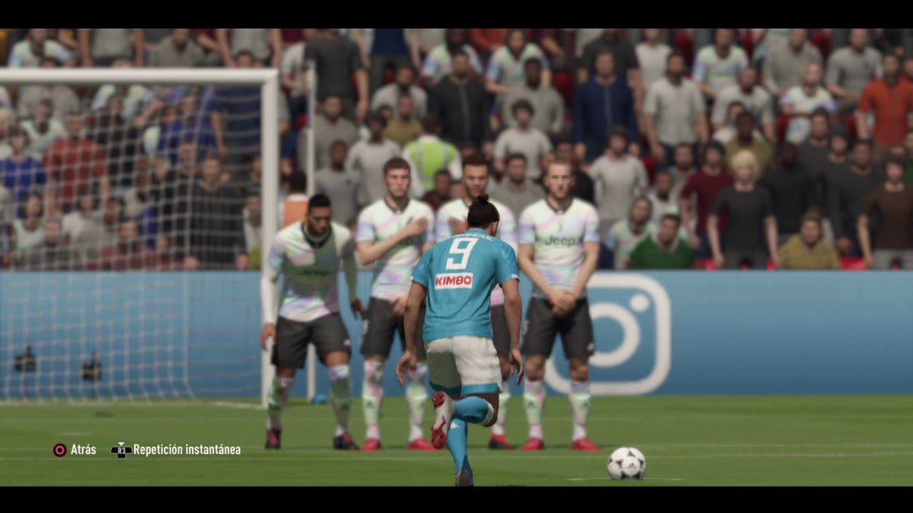 Zlatan Flashback Insane free kick! FIFA 19 - YouTube