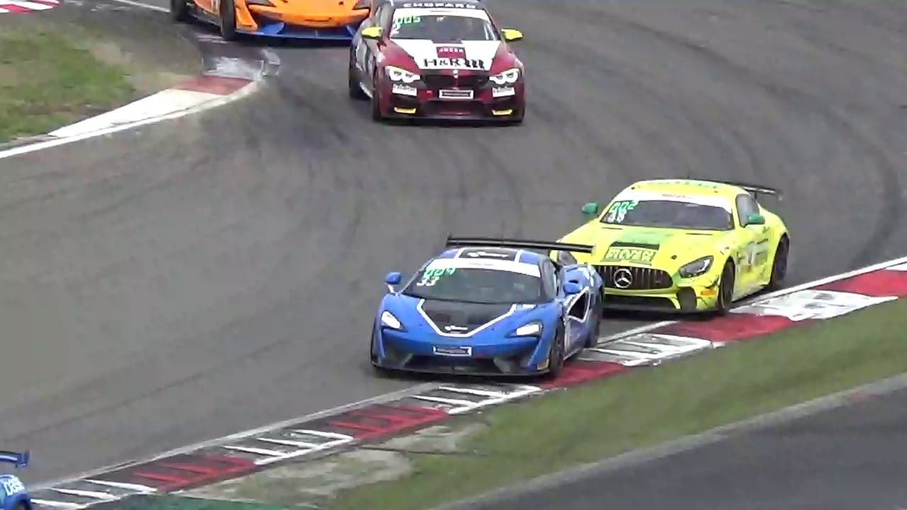 ADAC GT4 Germany Rennen 1 - YouTube