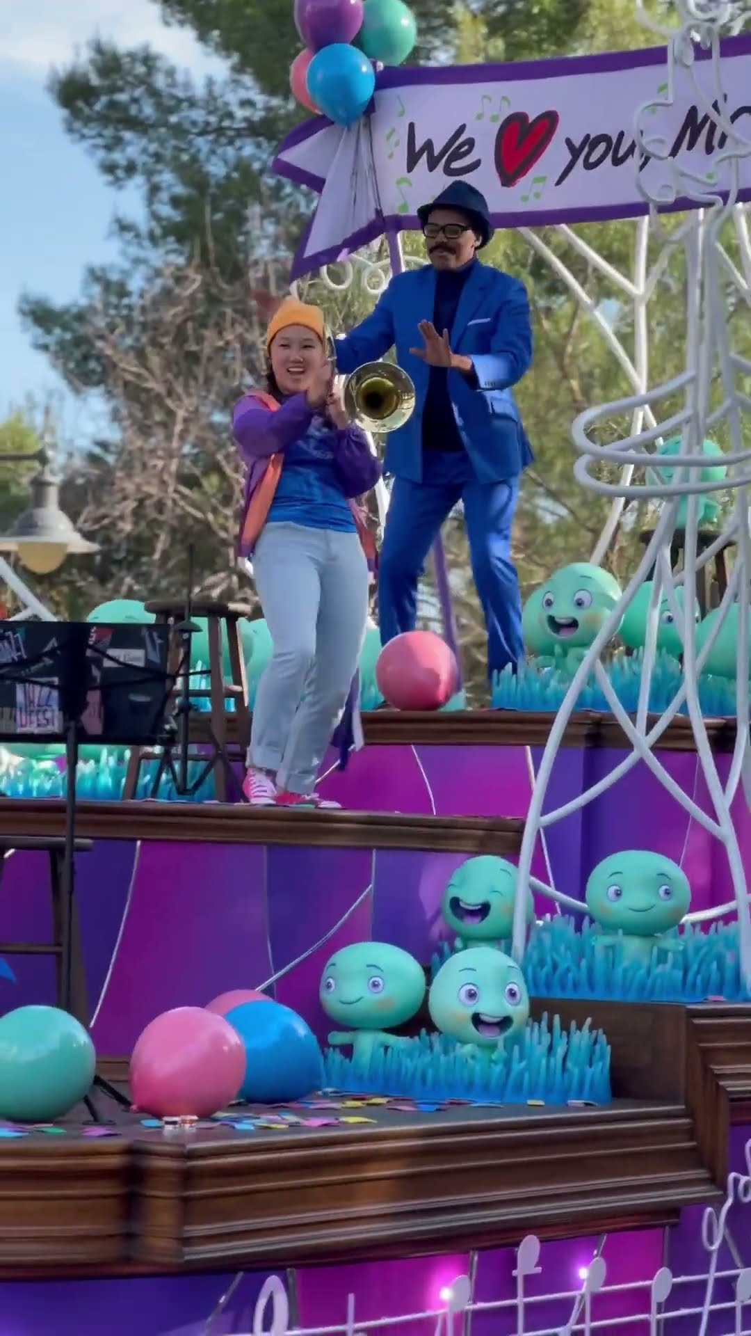 Disney Pixar Fest Better Together Parade First Look Part 3 - YouTube