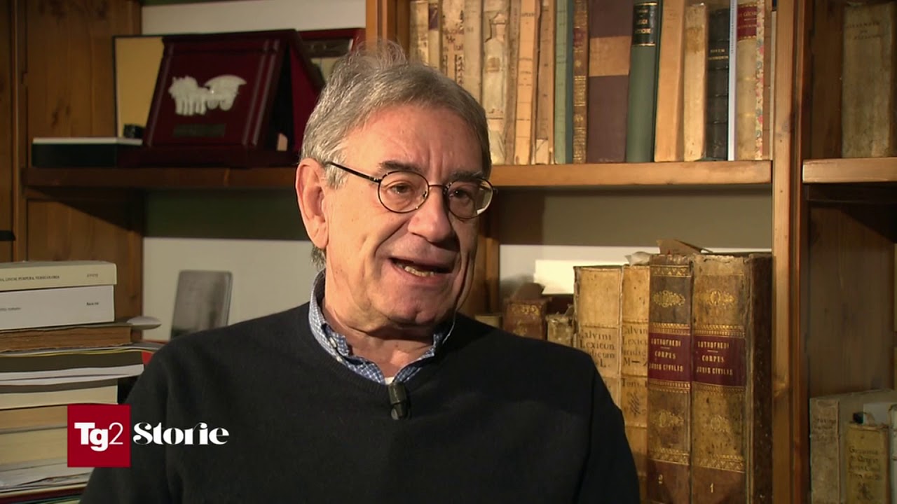 Wuhan, un anno dopo. Intervista a Oliviero Diliberto. - YouTube