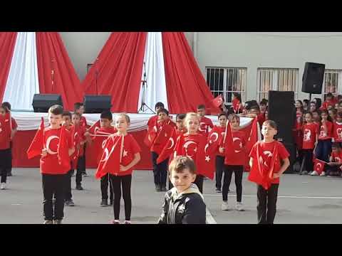 Ay Yıldızlı Bayrağım...