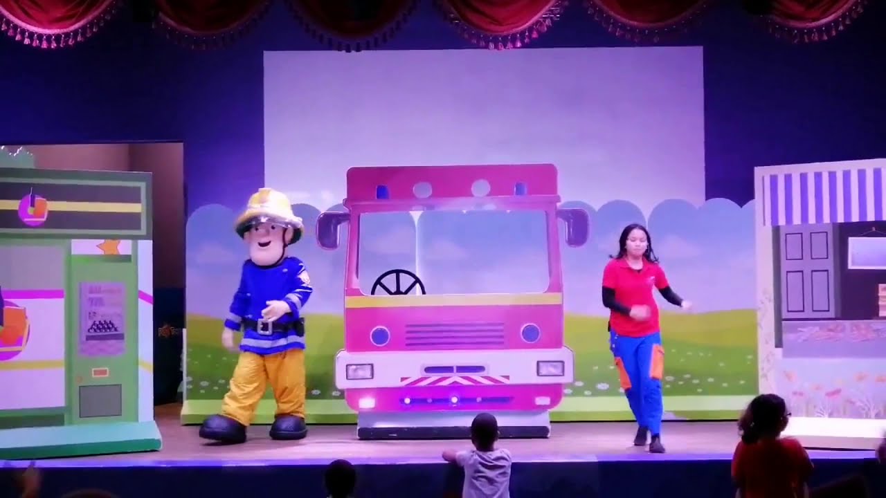 Fireman Sam live @ Mattel Play town with Precious, - YouTube