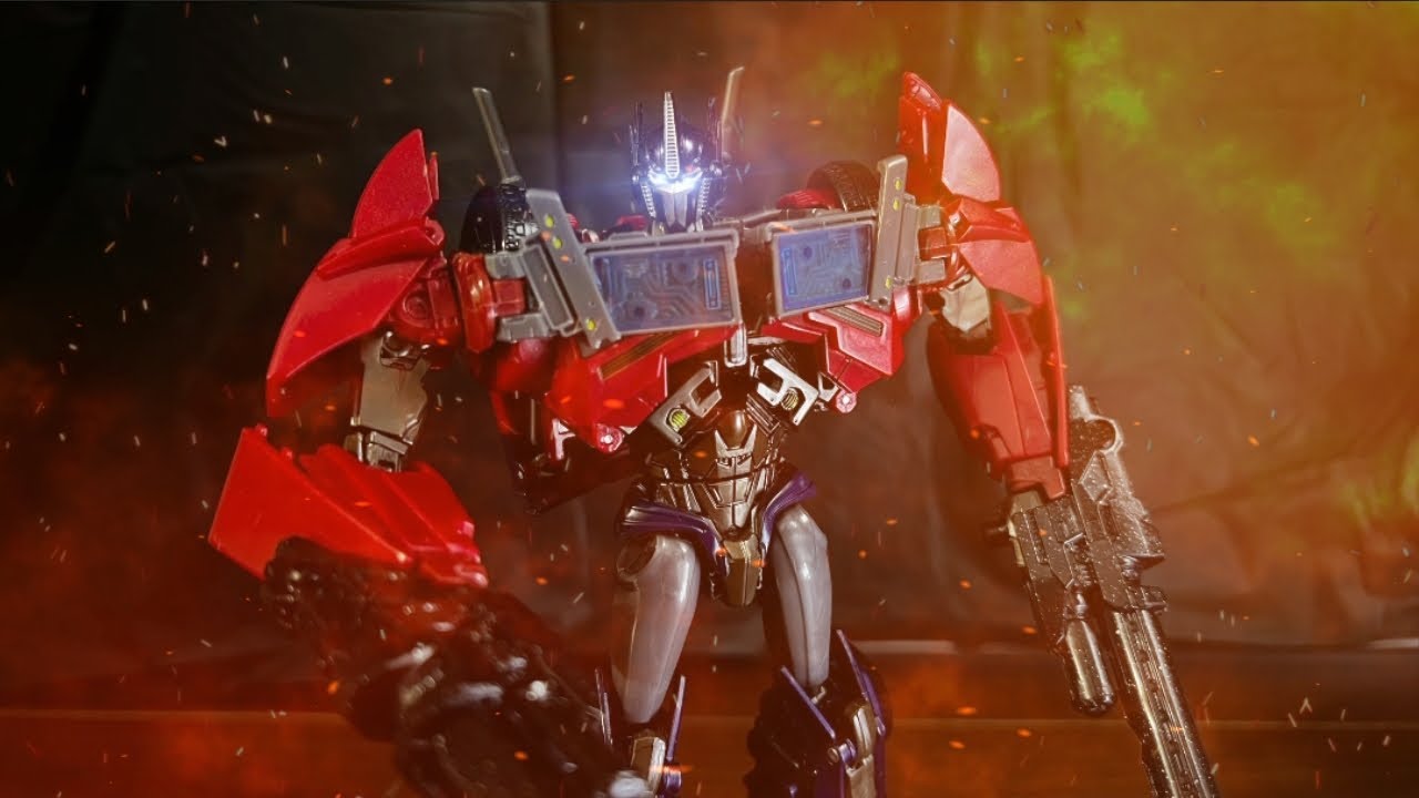 short Transformers stop motion battle - YouTube