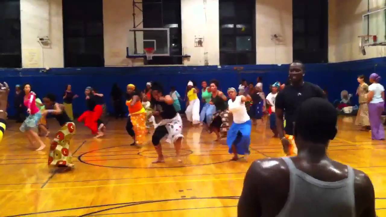 Rich Faye's Sabar Dance Class. - YouTube