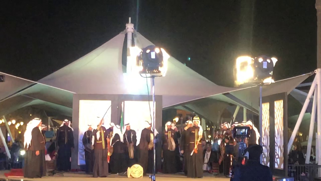 Cultural dance performance in kuwait - YouTube