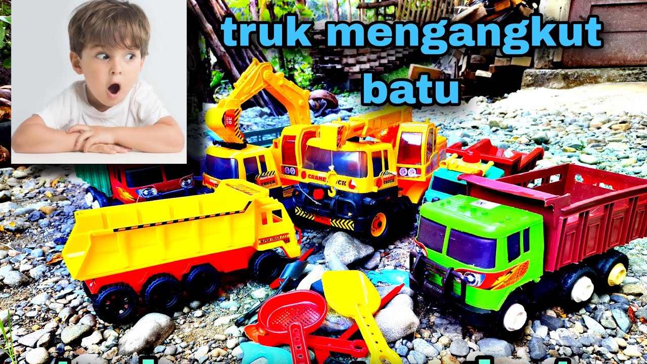 MENGANGKUT BATU UNTUK MEMBANGUN RUMAH! - YouTube