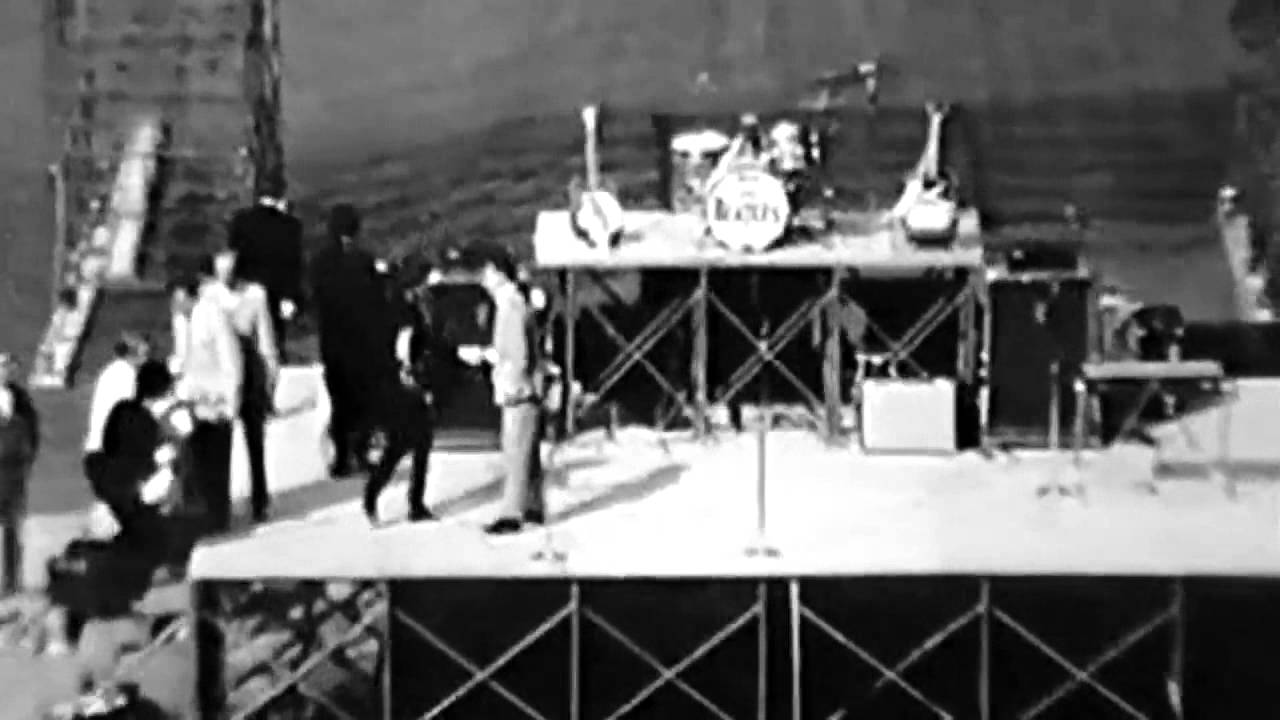 The Beatles Live In Chicago 1965 - YouTube