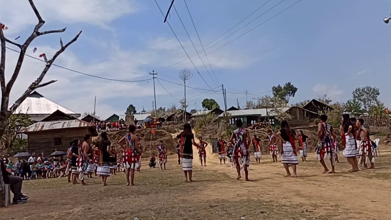 Ngarian traditional folk song..... - YouTube