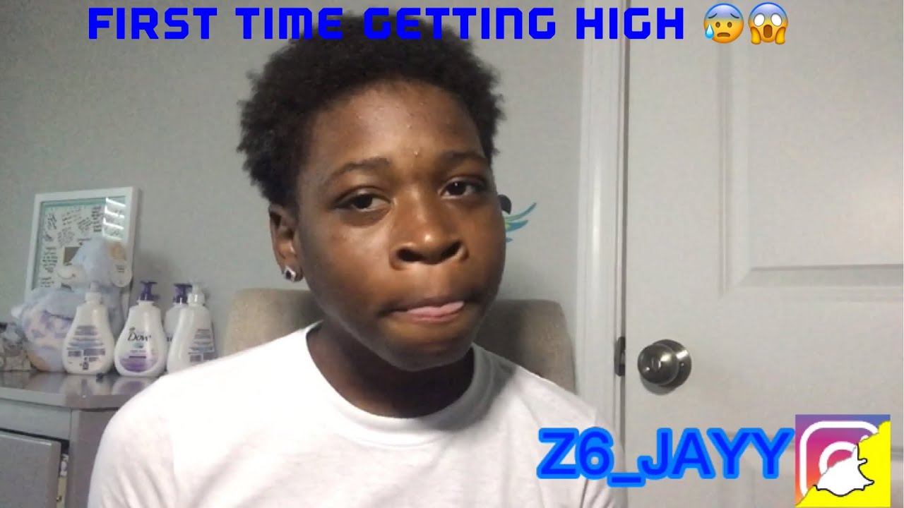 FIRST TIME GETTING HIGH -STORY TIME 😨 #storytime - YouTube
