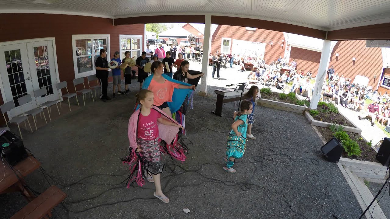 Samqwan Boyz Drumming at Let Me Be Me 2015 - YouTube