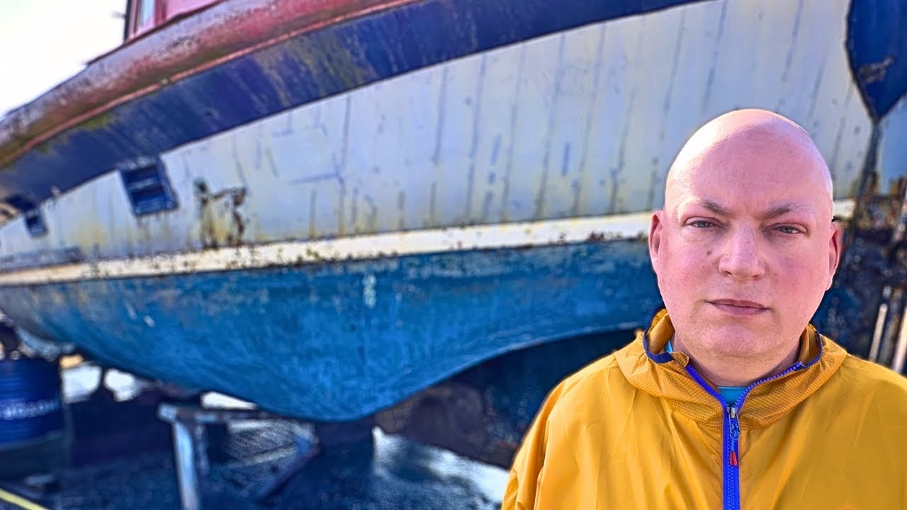 Boat restoration in Whitby - old RNLI lifeboat - YouTube