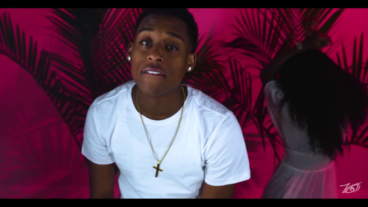 Jermin - Genna Talks (Official Video) - YouTube