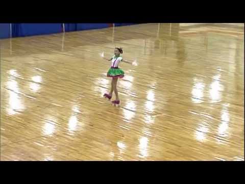 Sarah-Jay Thraen skating to Shout (National Champion 2011)