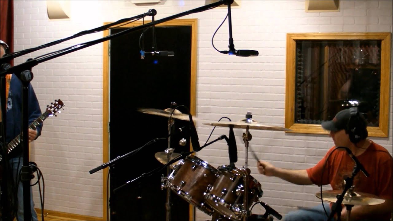 L.I.D (Lost In Detroit)- Leave Me Alone ( at Soundscape Studio Detroit ...