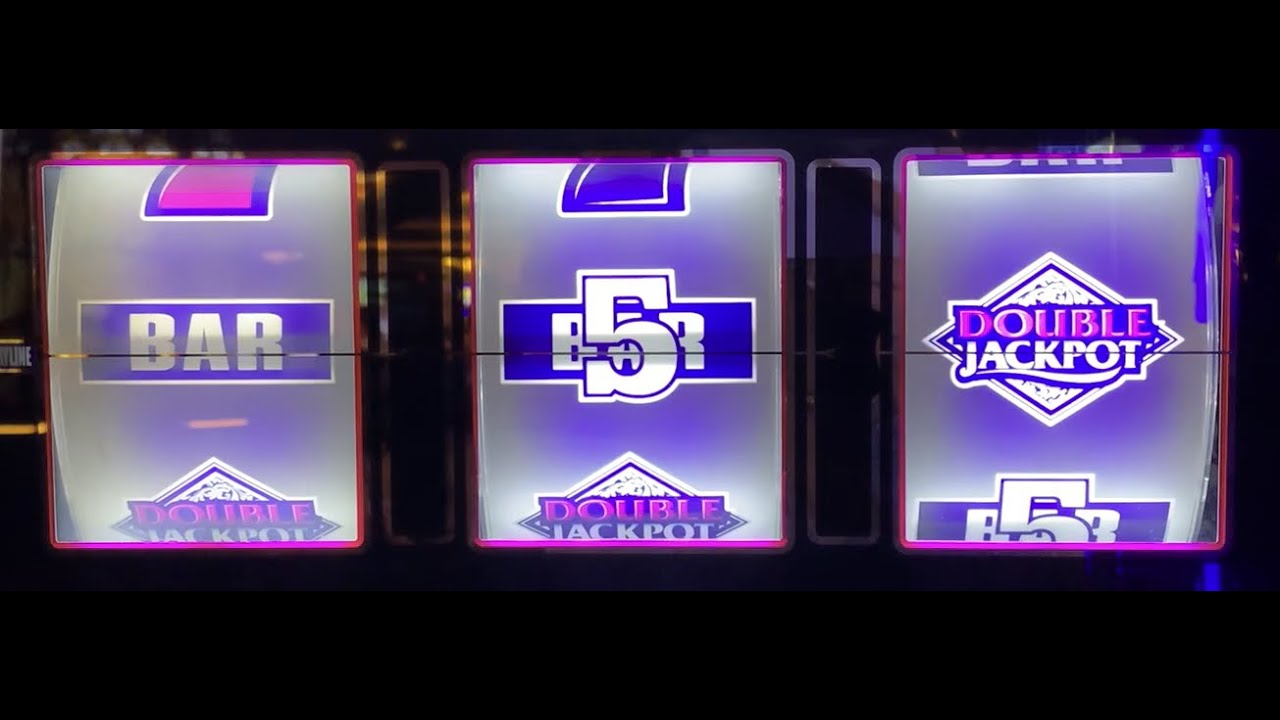🎰 BLACK AND WHITE DOUBLE JACKPOT SLOT MACHINE @ RED HAWK CASINO - YouTube