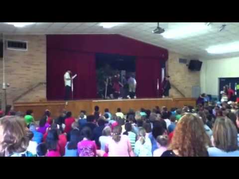 Nathan - Hansel & Gretel Play - YouTube