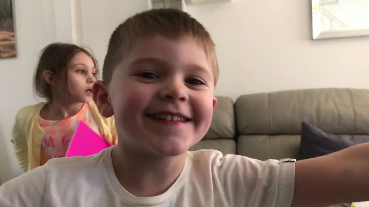 Erin & Noah’s happy channel 7 - YouTube