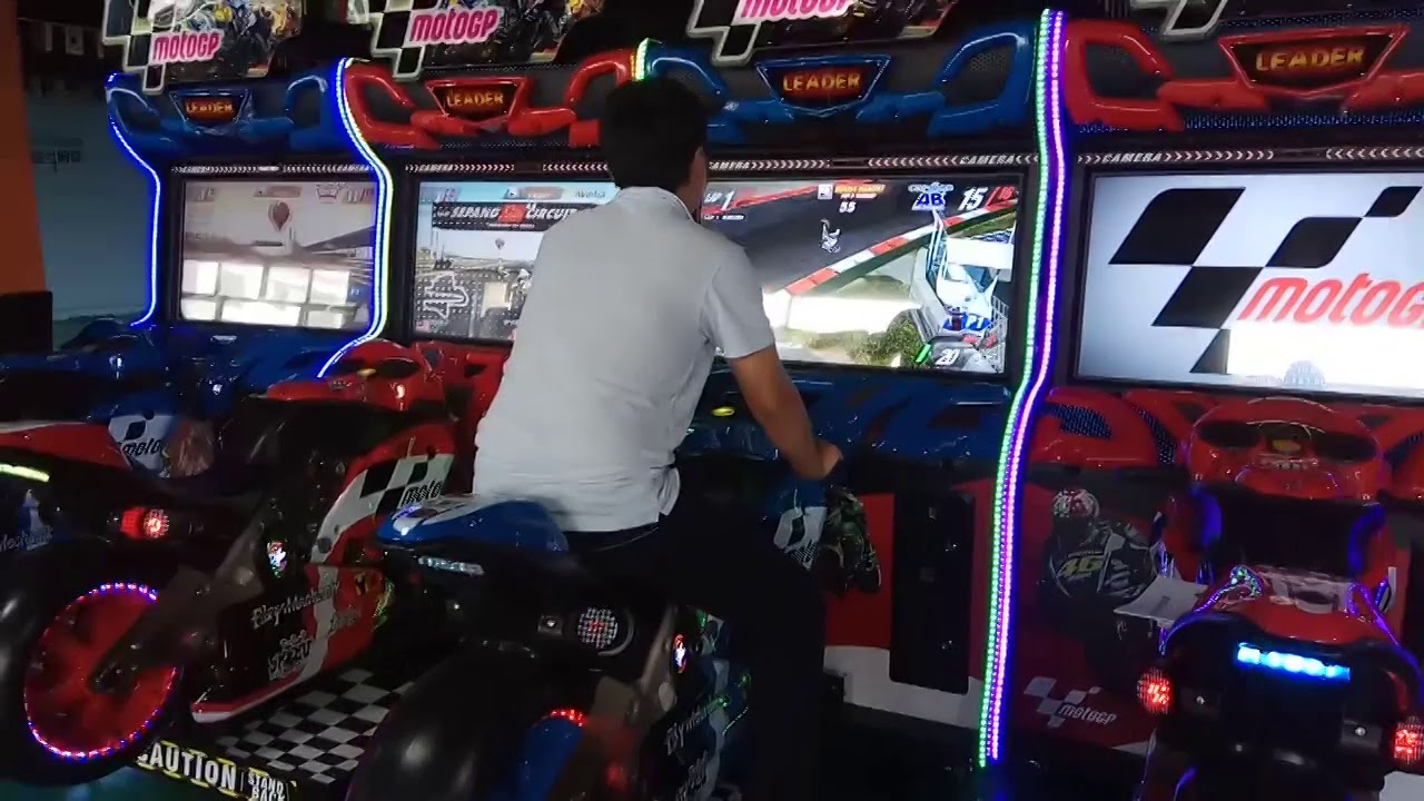 Easyfun motogp leader racing game machine - YouTube