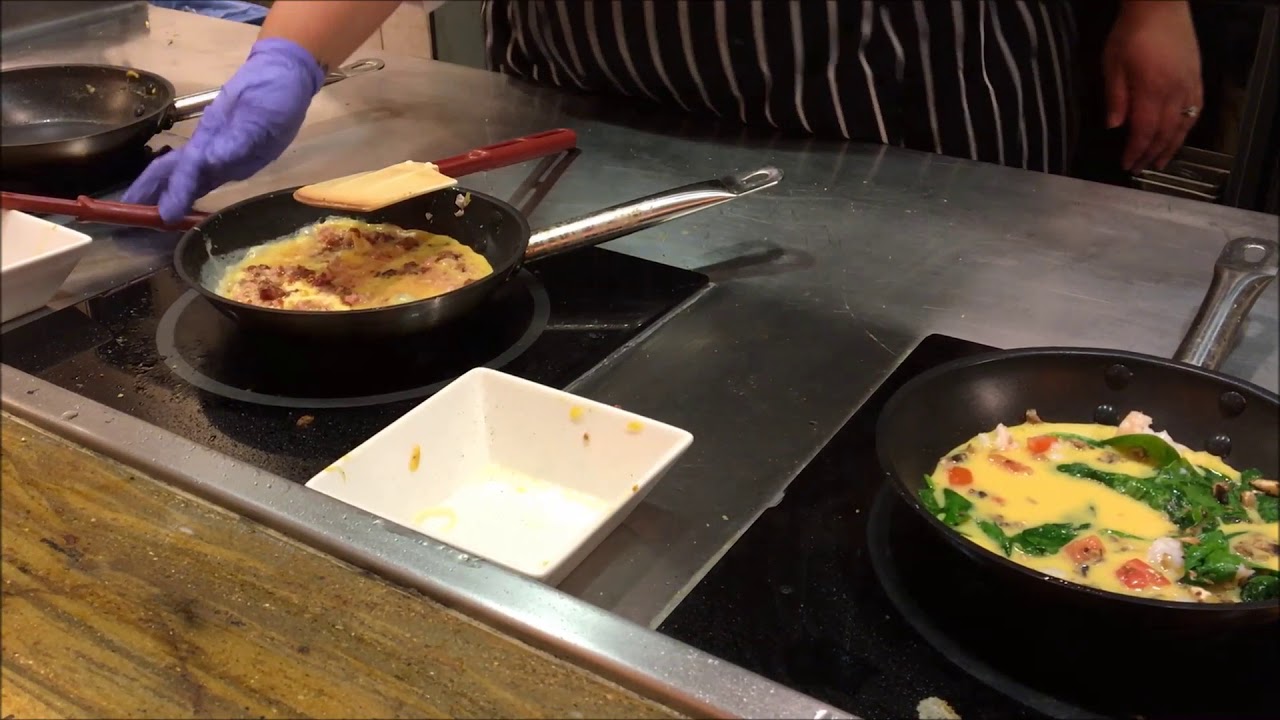 Cosmopolitan Wicked Spoon Buffet Omelet Station - YouTube