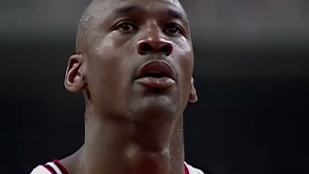 Michael Jordan in 1993 Finals (G4 VERSUS Suns, scoring 55pts! FINALS ...