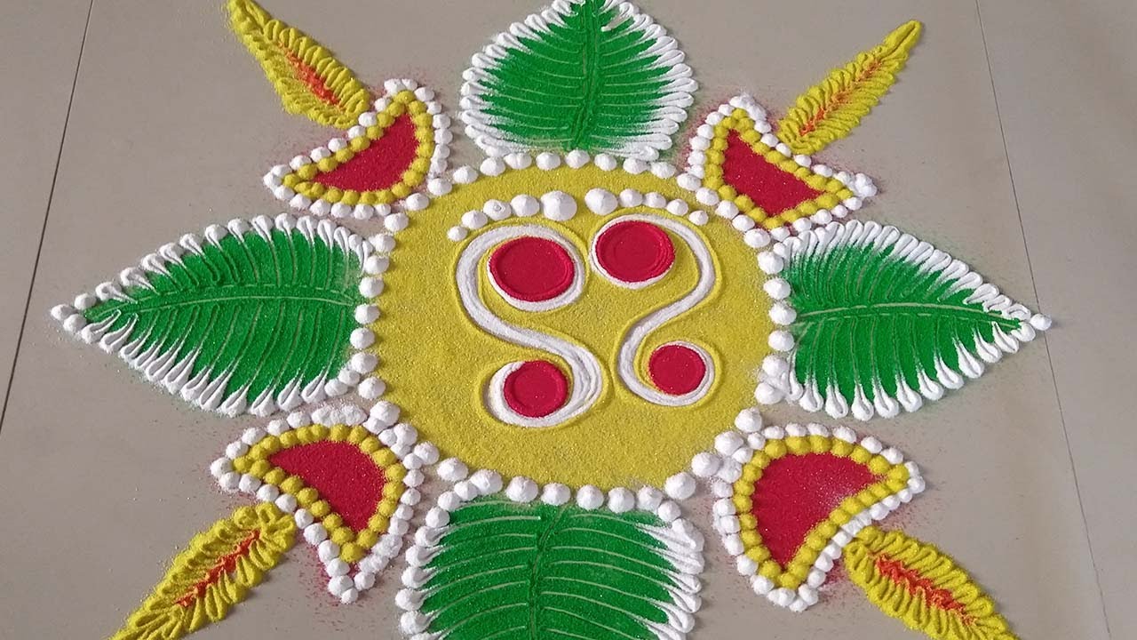 Laxmi footprints rangoli | laxmi padma rangoli | laxmi charan rangoli ...