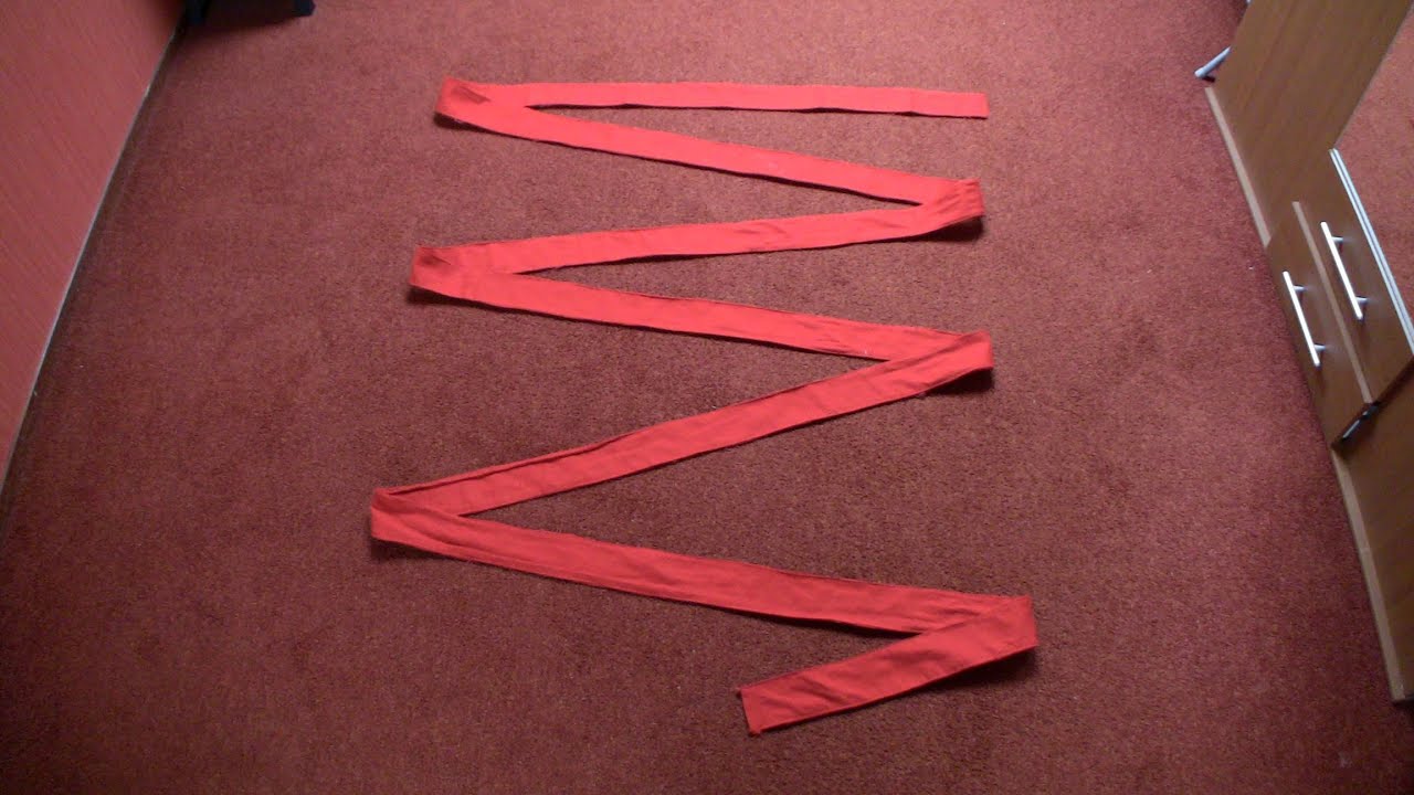 Ezio costume (AC2): red sash tutorial - YouTube