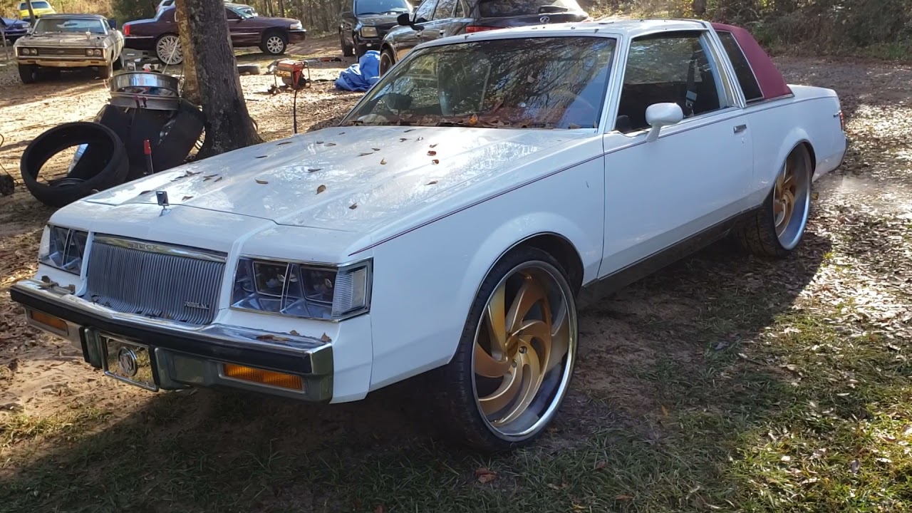 Kutit Kustomz regal squatting 24s and box chevy on 28s brushed gold ...