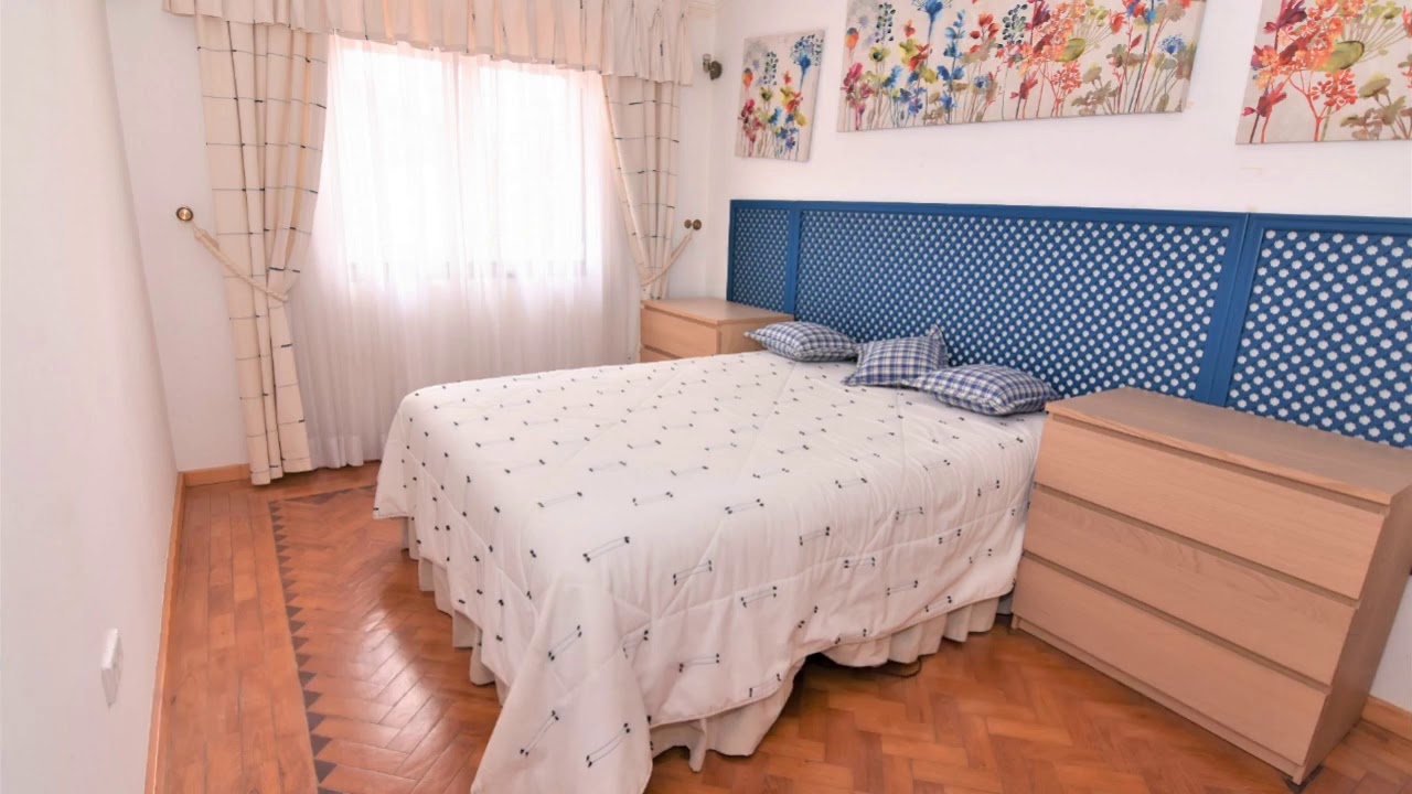 Moradia V6 com piscina - Fanqueiro (Loures) - YouTube