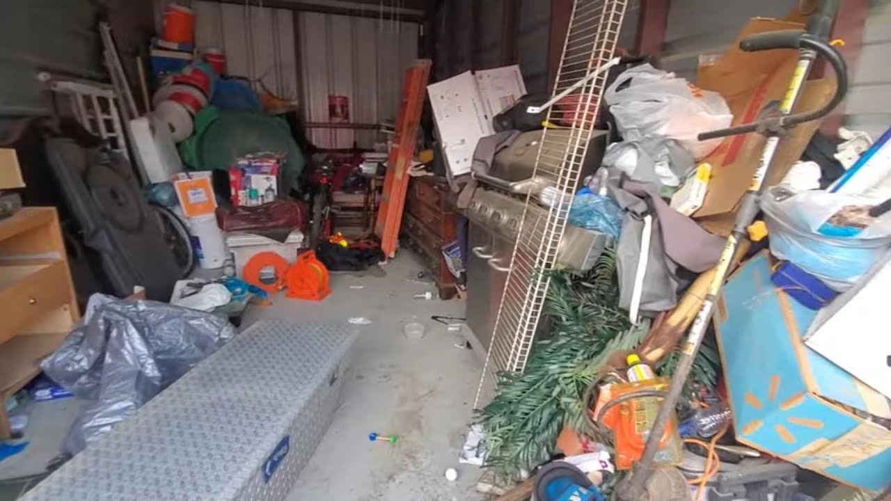 I Bought An Abandoned Storage Unit And Here What We Found - YouTube