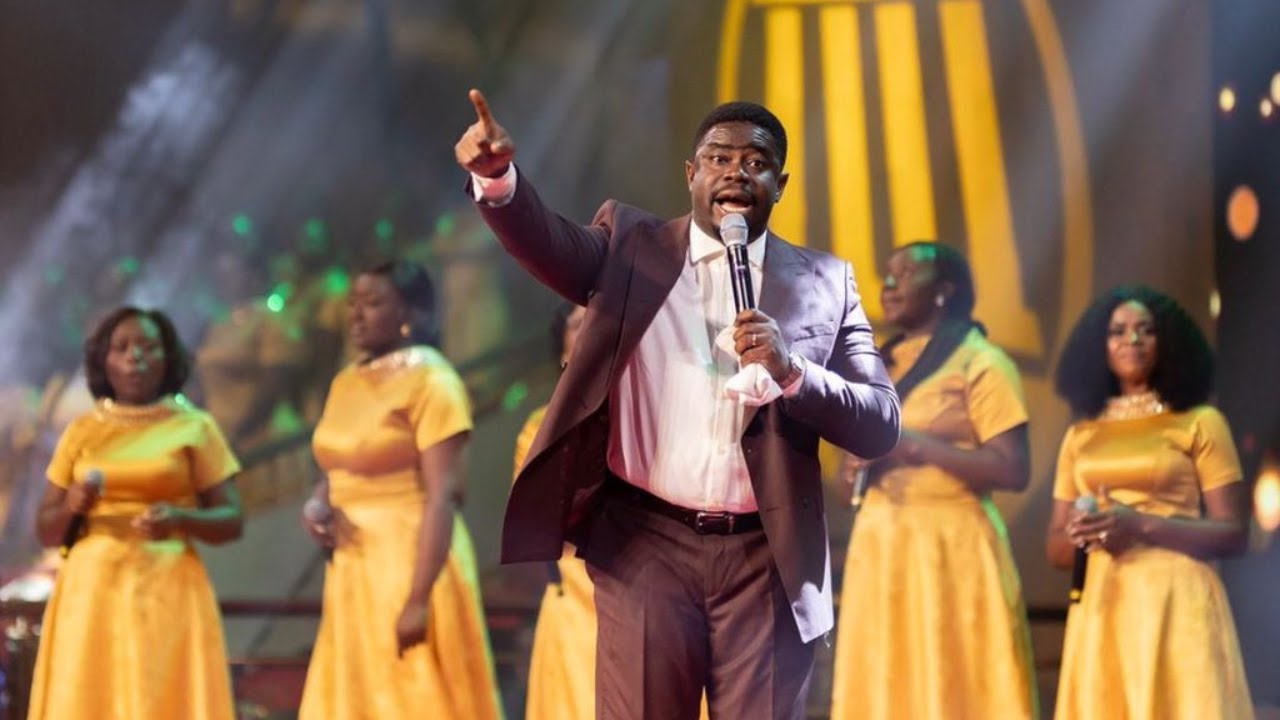 DEEP WORSHIP 🔥🔥Pst Isaiah Fosu-Kwakye Jnr @ The Experience 2023, Makers ...
