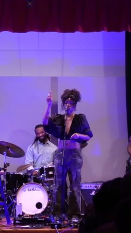 Evan Nicole Bell does James Brown - YouTube