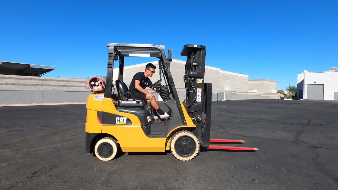 CATERPILLAR 2C5000 5,000lb LP (Propane) #4798 - Forklift For Sale - YouTube