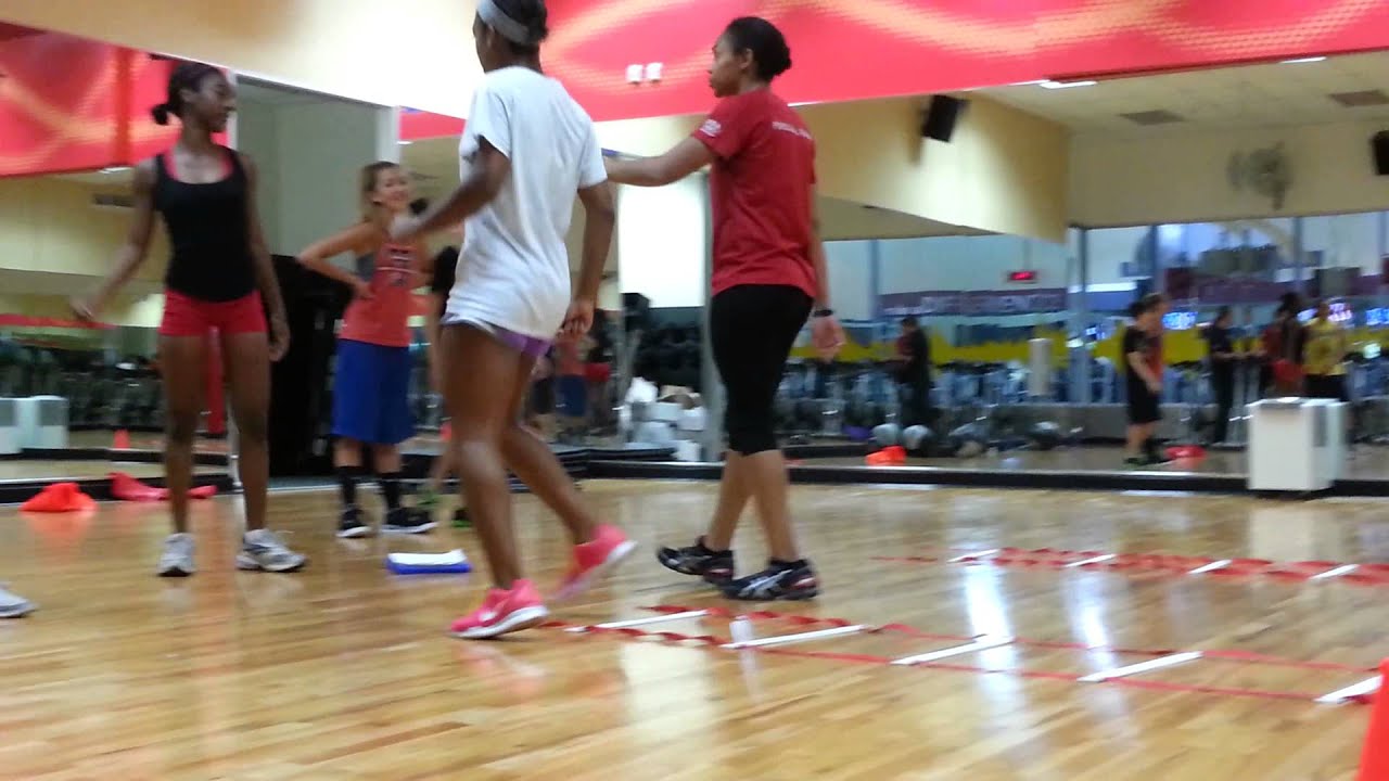 Workout with personal trainer Cherelle(4) - YouTube