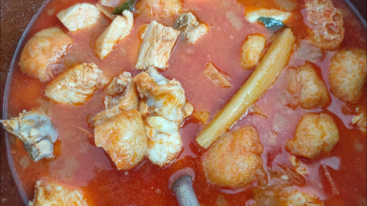 Mouthwatering Spicy chicken in tamarind gravy // asam pedas ayam ...
