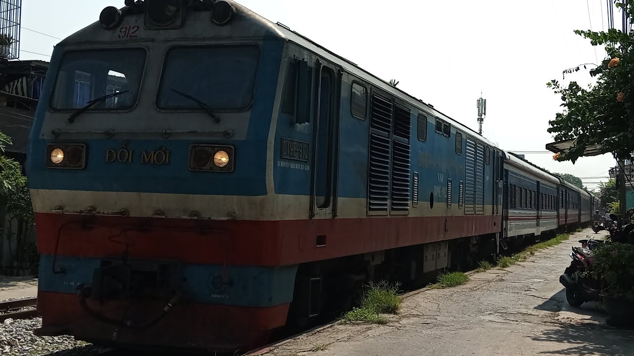 [2140] D19E - 912: HSE5 | Ga Thanh Khê (9h05 - 21/5/2023) - YouTube