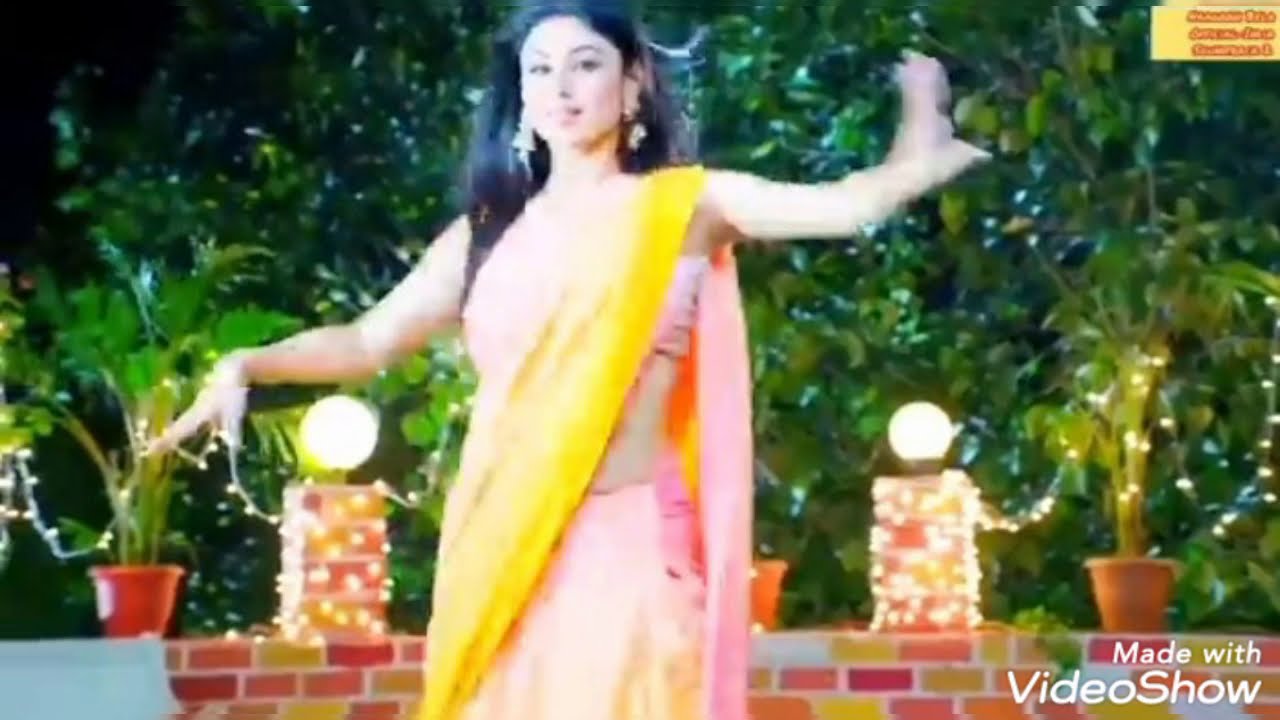 Naagin 1 shivanya Saree looks Part 1 - YouTube