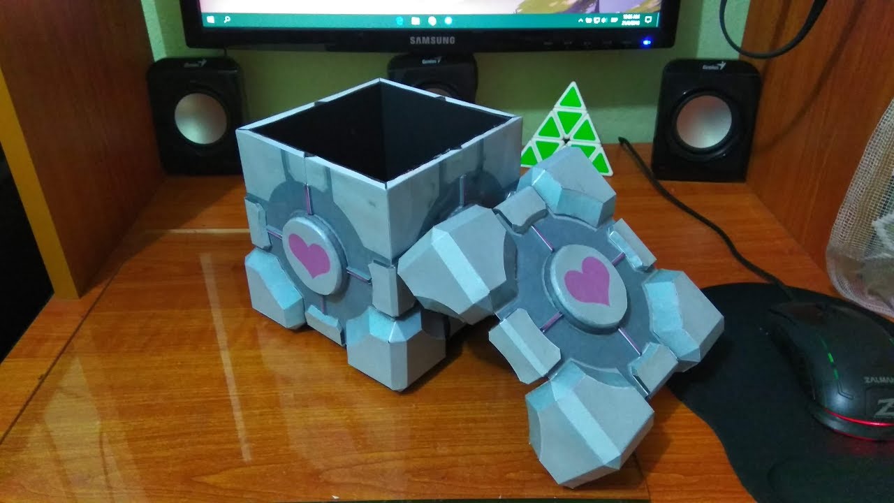 Companion Cube Portal - Papercraft (Timelapse) - YouTube