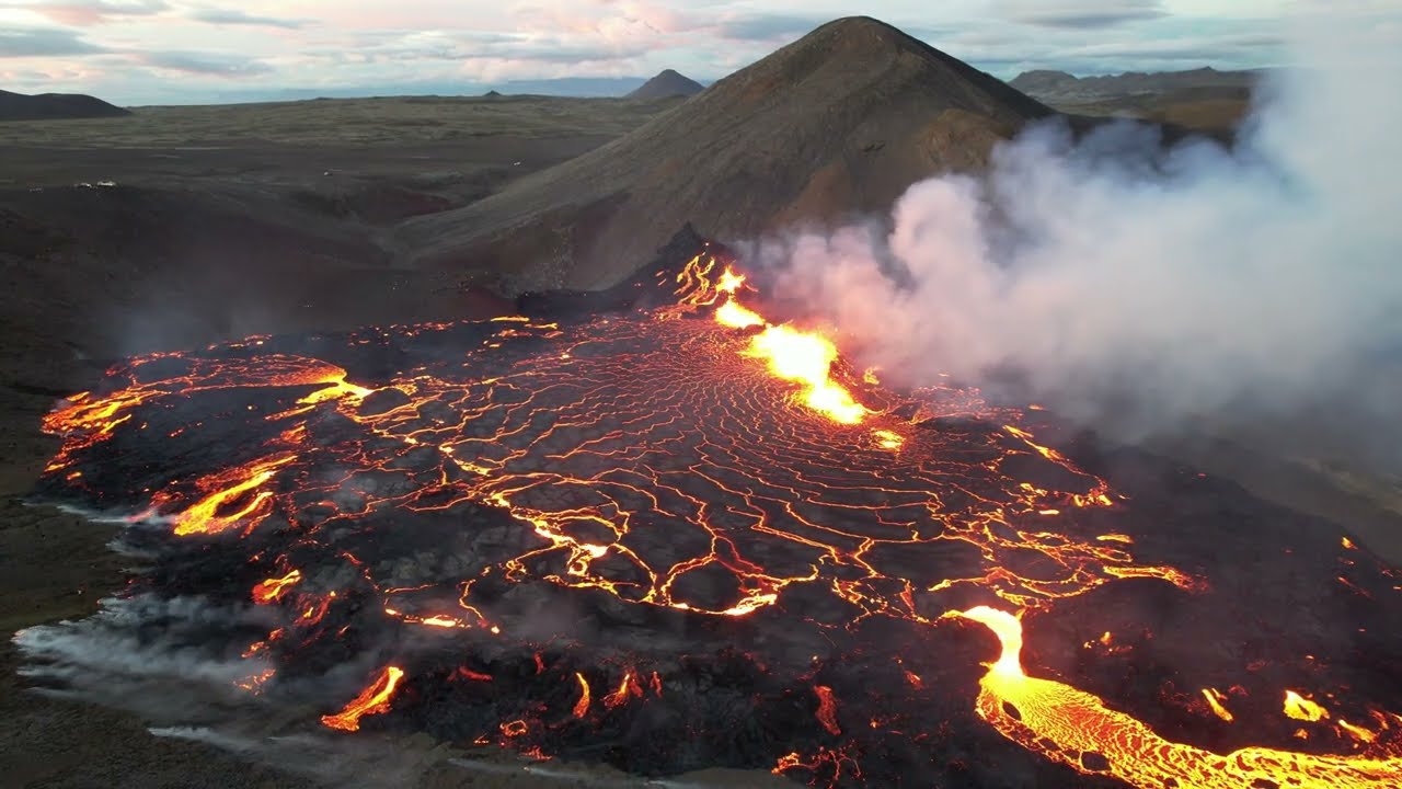 Lava Roll Raw - YouTube