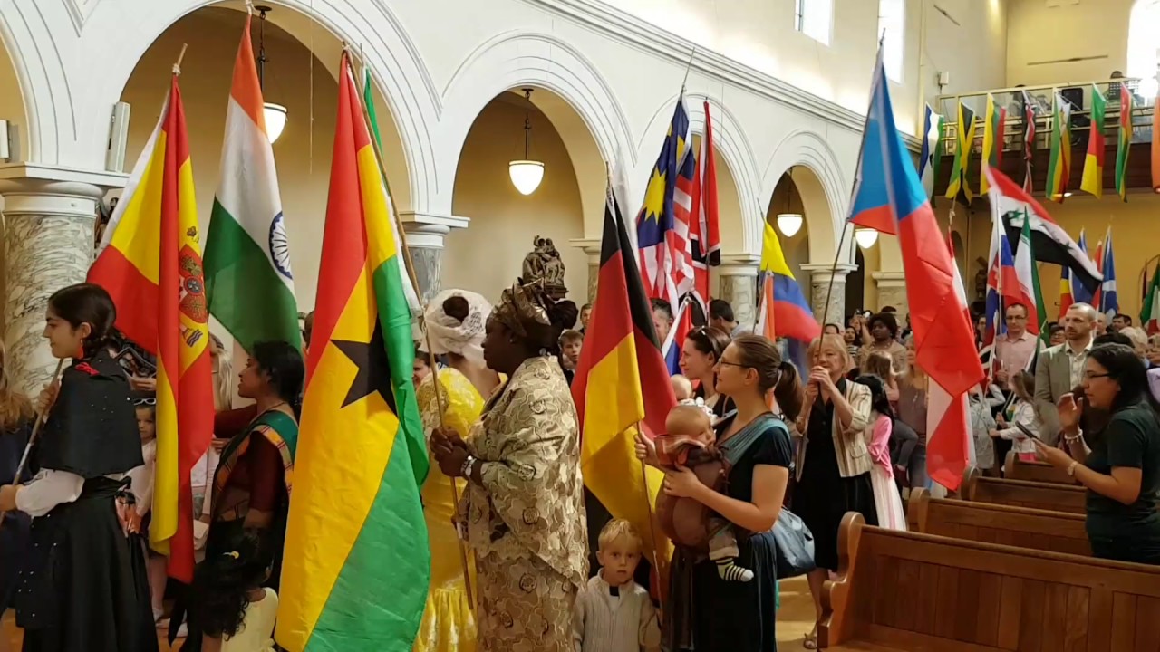 Blessed Sacrament Exeter, International Mass 2017 Opening procession ...