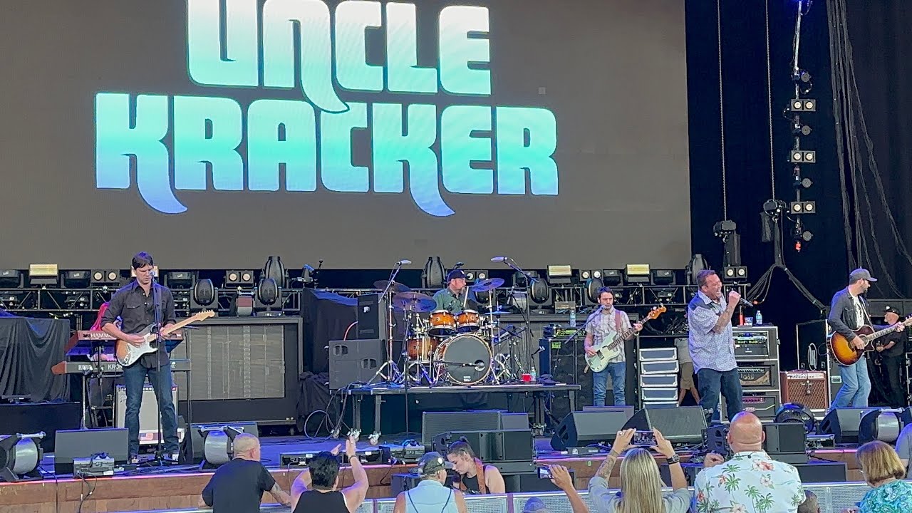 Uncle Kracker "Good To Be Me" 9-2-2023 Merriweather Post Pavilion - YouTube