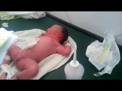Primeiro banho da Yvanna Beatriz