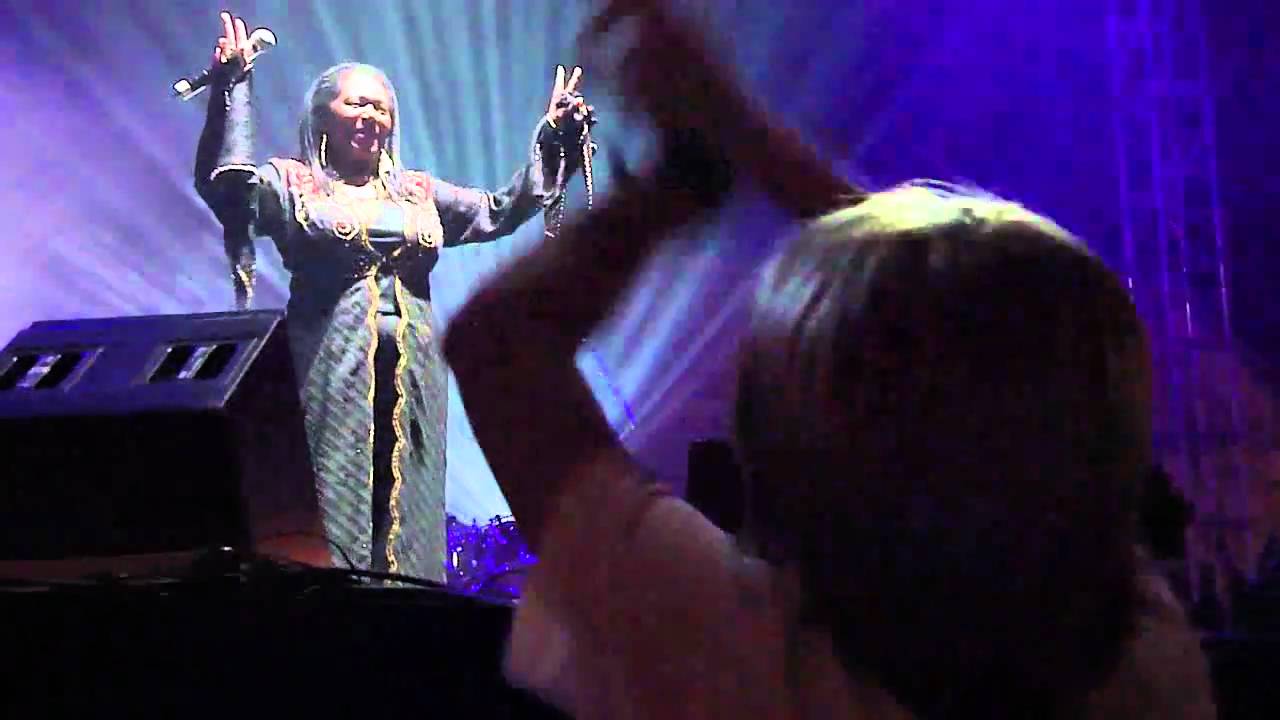 Boney M. feat. Liz Mitchell: Let it Be - YouTube