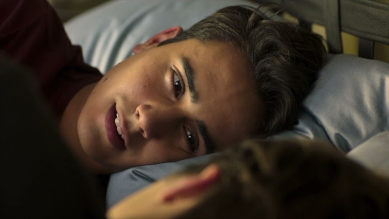 Love Victor Season 2 Episode 4 Victor And Benji Have Sex Youtube