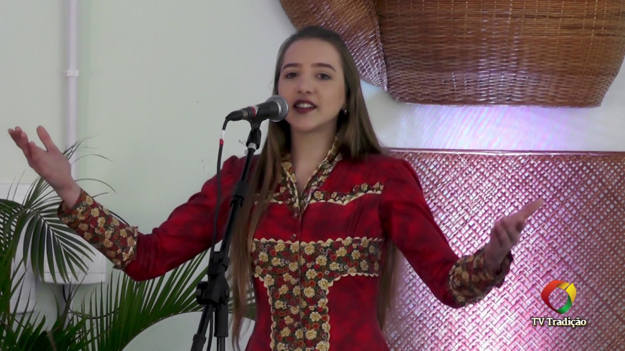 Laura Prediger - Declamação Prenda Adulta - VII Celeiro da Poesia - YouTube