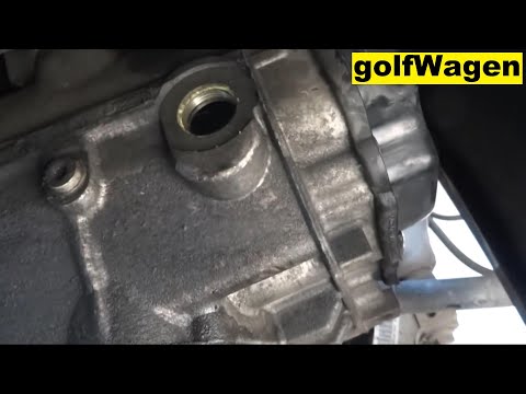 VW Golf 5 check gearbox transmission oil level - YouTube
