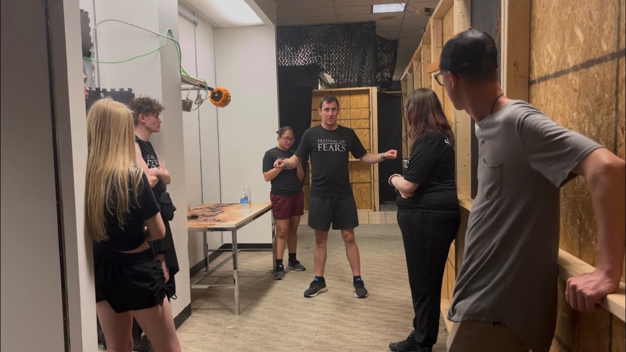 Scare Actor Training at the Festival of Fears - YouTube