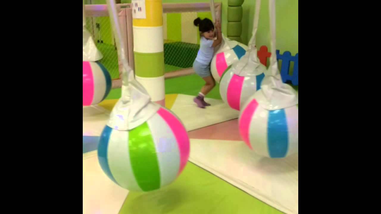 CATCH AIR INDOOR PLAYGROUND FUN TIMES - YouTube