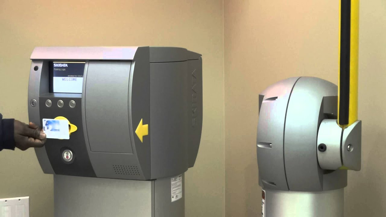 SKIDATA Harstad Demo VIPMembership Card Usage Entry.MTS - YouTube