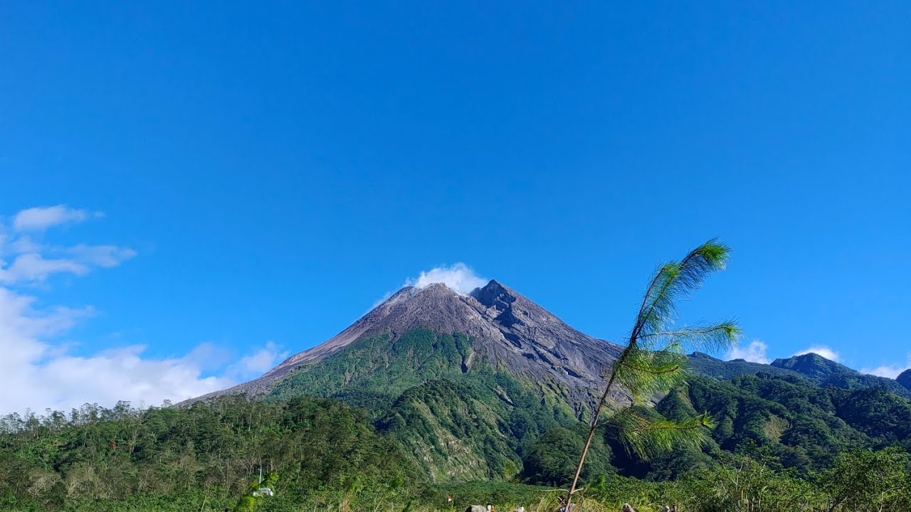 Yuk Jalan-Jalan Naik Jeep ke Gunung Merapi di Kabupaten Sleman ...